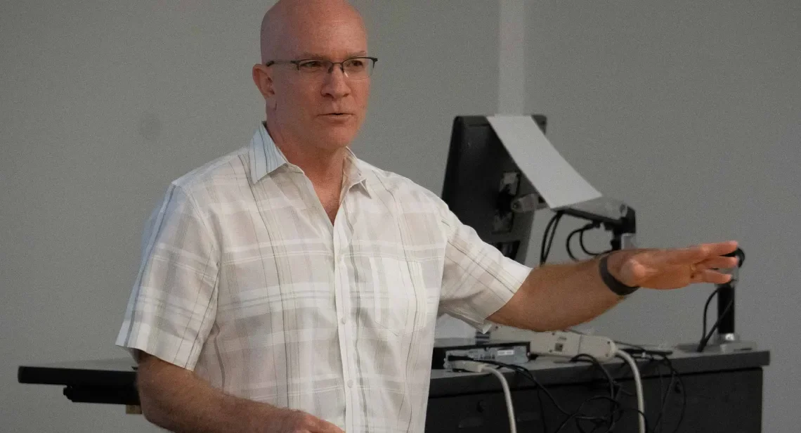Professor of Ethnomusicology Robin Moore talks about music in Cuba ...
